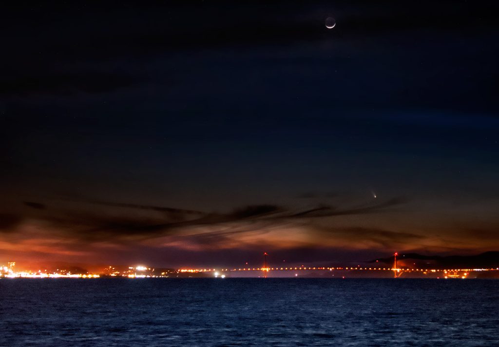 Golden Gate Comet – Deep Sky Colors
